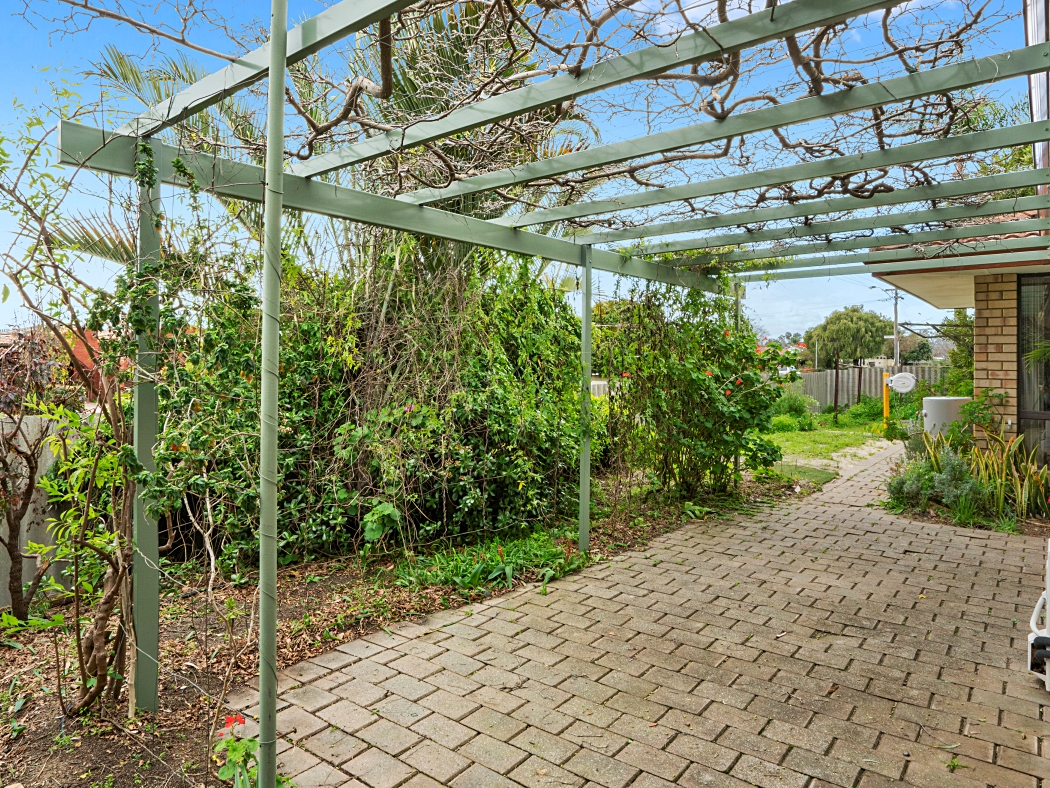 BUY: 2A Aster Avenue, Willetton, WA 6155 - House for Sale – buymyplace